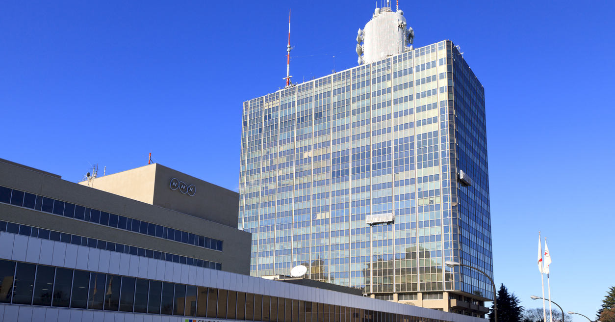 NHK、40代男性管理職の過労死で労災認定 「健康確保の施策が不十分だった」：2013年にも女性記者が過労死 - ITmedia ビジネスオンライン