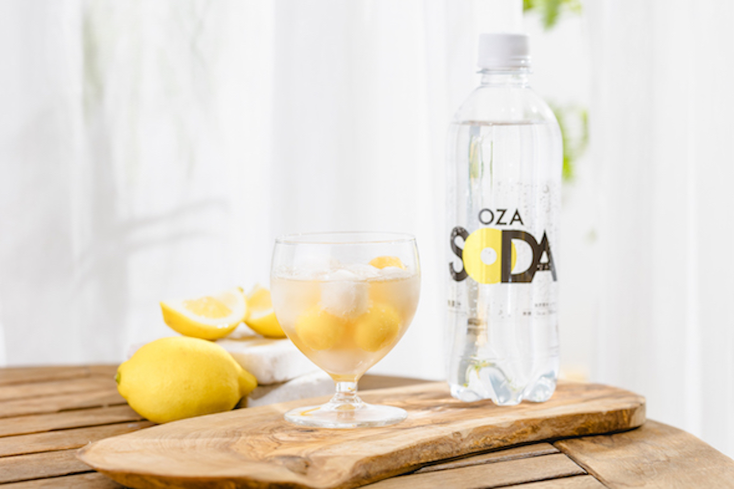 謎の「OZA SODA」が売れている？ 楽天1位を4年連続で獲得した強炭酸水の秘密 (l_kk_ozasoda_02.jpg) - ITmedia ビジネスオンライン