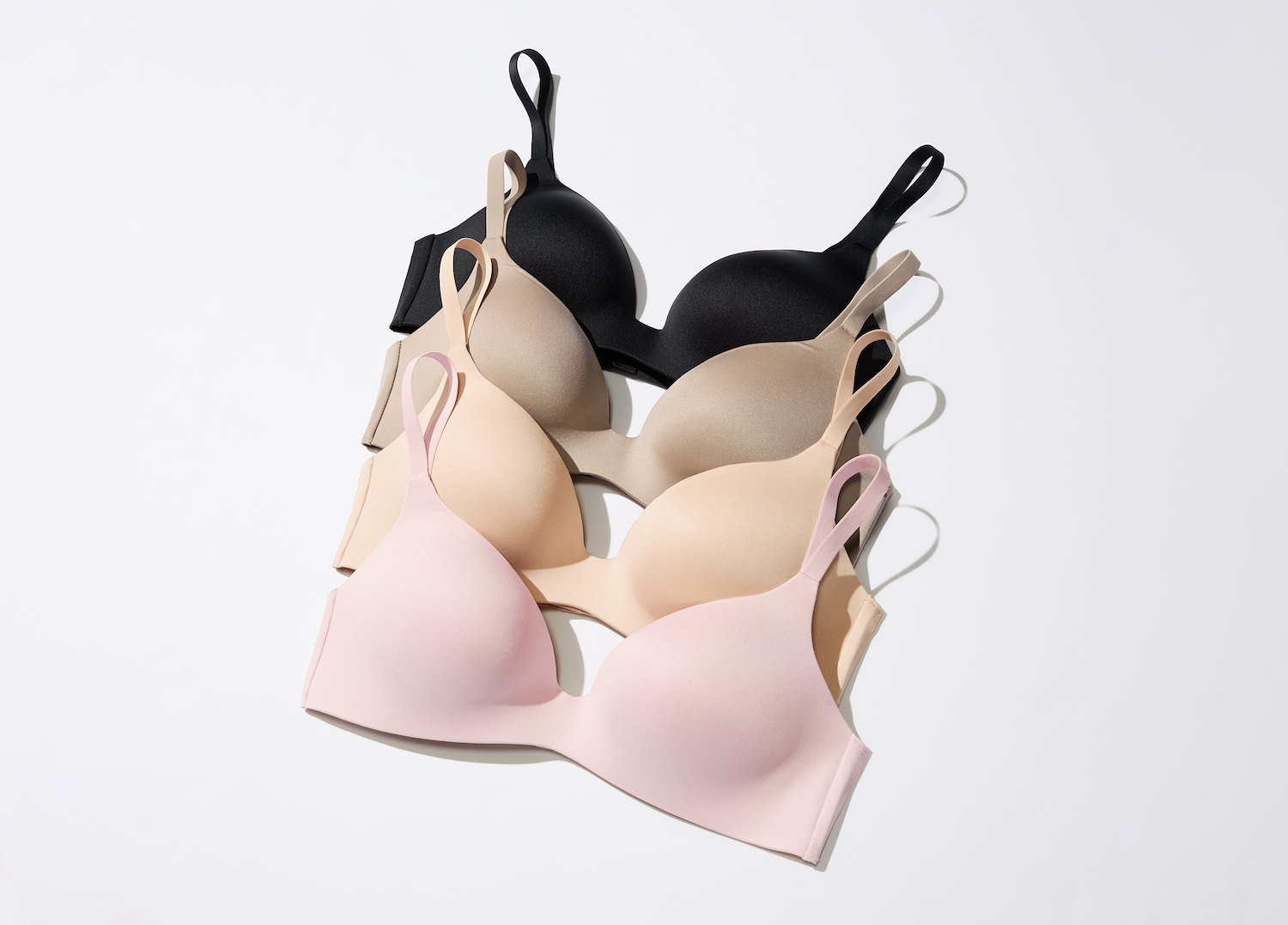 「寄せて上げて」はもう古い？ ユニクロやファミマが変える“下着の常識” (l_kk_bra_00.jpg) - ITmedia ビジネスオンライン