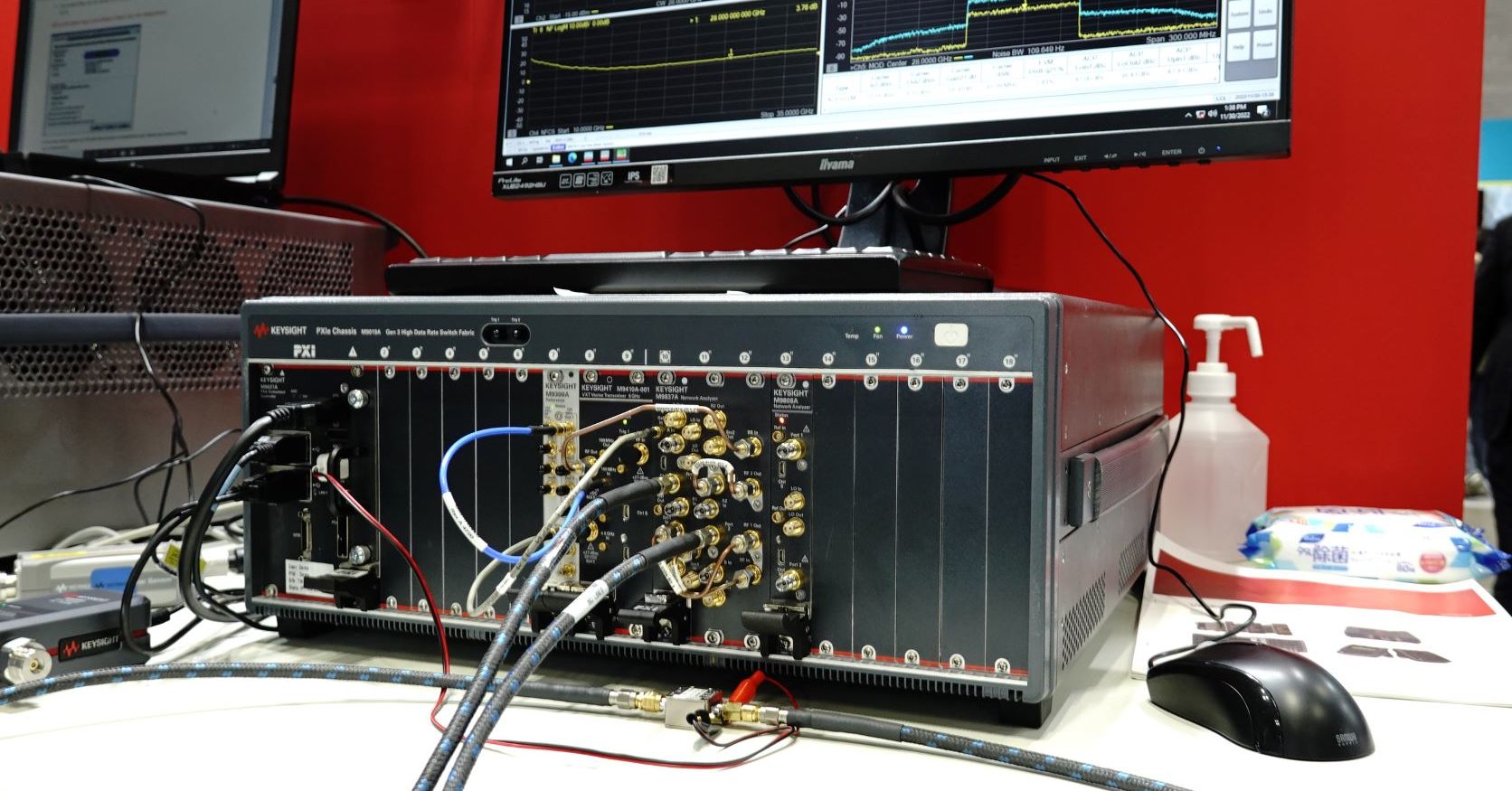 スペアナがなくてもNF測定と変調解析が可能、PXI VNA：キーサイトが展示（1/2 ページ） - EE Times Japan