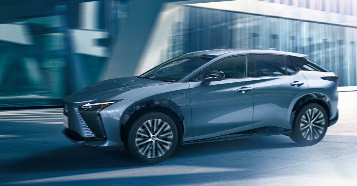 レクサス初のBEV専用モデル「RZ」発売 「スピンドルボディ」採用の美しい造形！ - Fav-Log by ITmedia