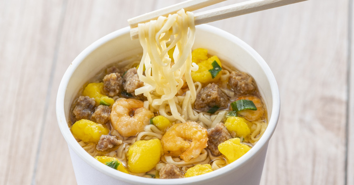 警視庁による「水でカップラーメンを作る方法」が災害時に有益 「スープもちゃんとしみ出して味もイイ感じ」 - Fav-Log by ITmedia