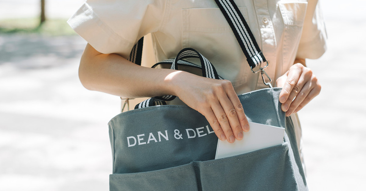 DEAN ＆ DELUCAの「数量限定リバーシブルトートバッグ」がおしゃれ！ 日常使いしやすい2サイズが登場（1/2 ページ） - Fav ...