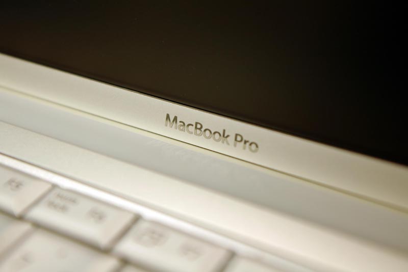 写真で解説する「MacBook Pro」 - ITmedia NEWS