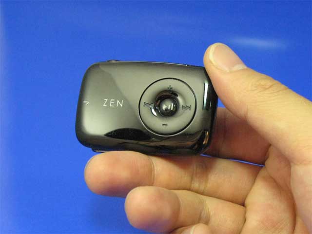 iPod shuffleを超える？！セカンドプレーヤーに最適な「ZEN Stone」：レビュー（1/2 ページ） - ITmedia NEWS