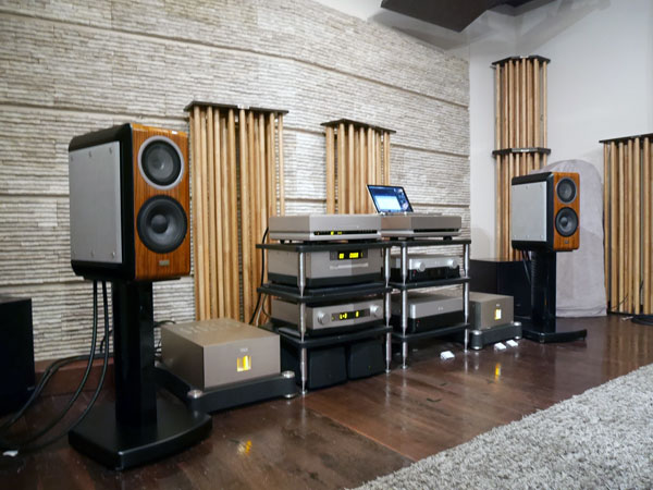 “新しい挑戦”を詰め込んだブックシェルフ型――TAD「CE1」登場 - ITmedia NEWS