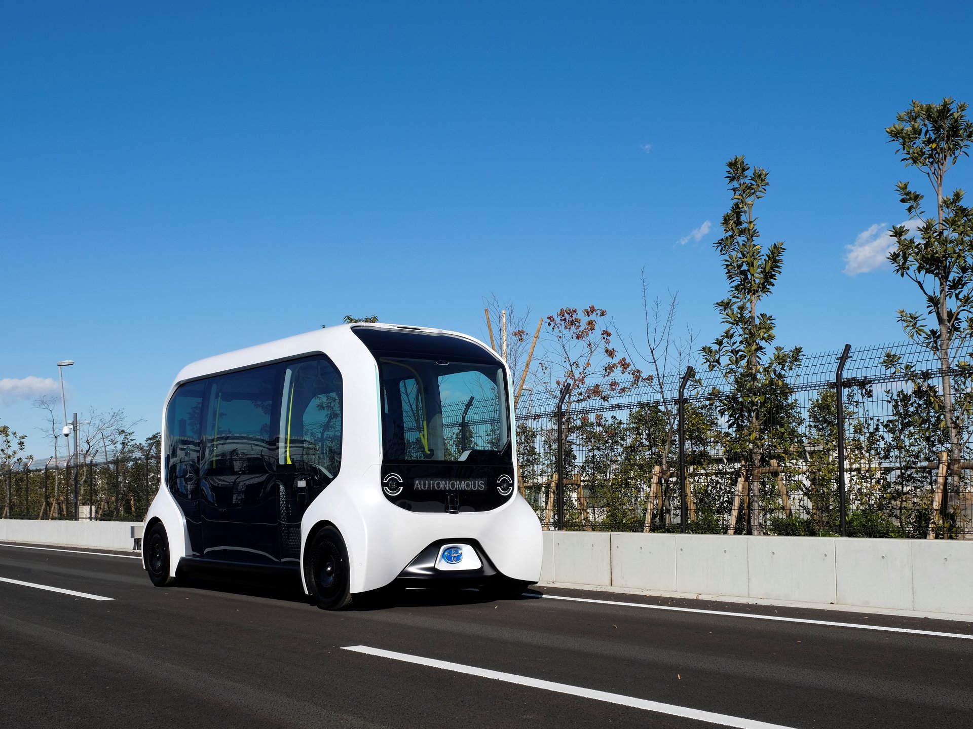 選手村のトヨタの自動運転車、対策を講じて31日15時から運行再開：自動運転技術 - MONOist