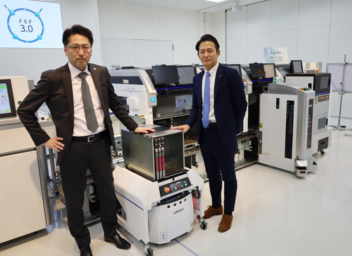 オムロンとFUJIが取り組む“面の自動化”、モバイルロボットと実装機が連携する意味：スマートファクトリー - MONOist