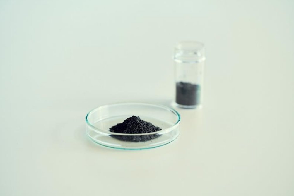 10μm以下の微細な粒径と高い結晶性を持つハイエントロピー合金粉末の開発に成功：材料技術 - MONOist