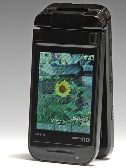 発色もディテールも“しゃきっとした感じ”──「W44T」：荻窪圭の携帯カメラでこう遊べ（1/3 ページ） - ITmedia Mobile