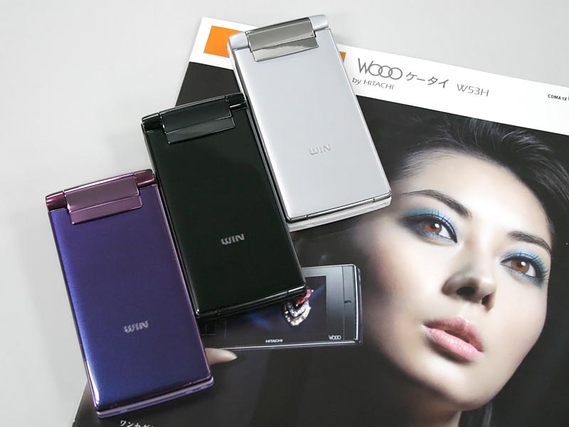 「極薄で行く。ただし基板サイズは半分な」──Woooケータイ W53Hが“Wooo”である理由：開発陣に聞く「Woooケータイ W53H」（1 ...