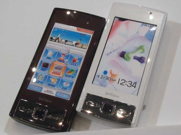 写真で見る“ウェルネスケータイ”「SH706iw」 - ITmedia Mobile
