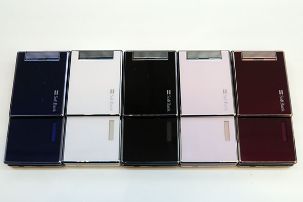 写真で解説する「AQUOSケータイ 923SH」（1/2 ページ） - ITmedia Mobile