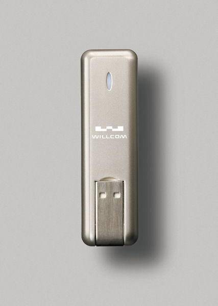 ウィルコム、HSUPA対応のWILLCOM CORE 3G専用データ端末「HX006ZT」を発表 - ITmedia Mobile