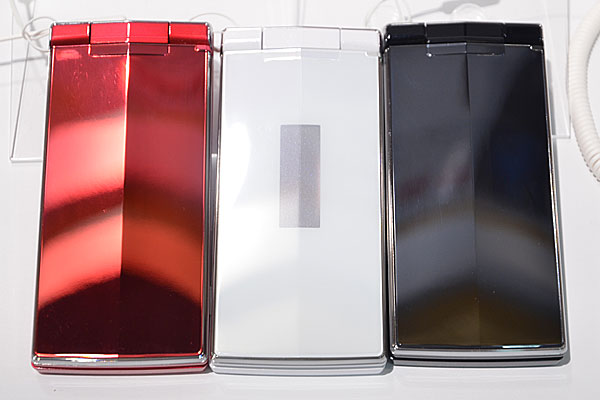 写真で解説する「SH-10C」 - ITmedia Mobile