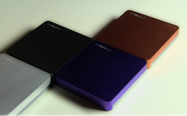 アクト・ツー、4色のAndroid端末向けモバイルバッテリー「MiPow Power Cube 8000 for Android」 - ITmedia Mobile