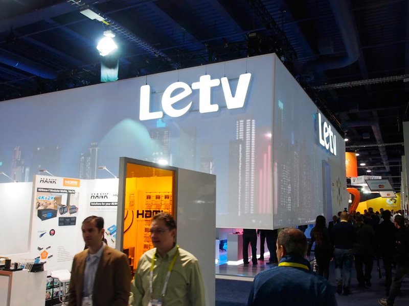 世界初のSnapdragon 820搭載スマホ「Le Max Pro」をLeTVブースで触ってきた：CES 2016 - ITmedia Mobile