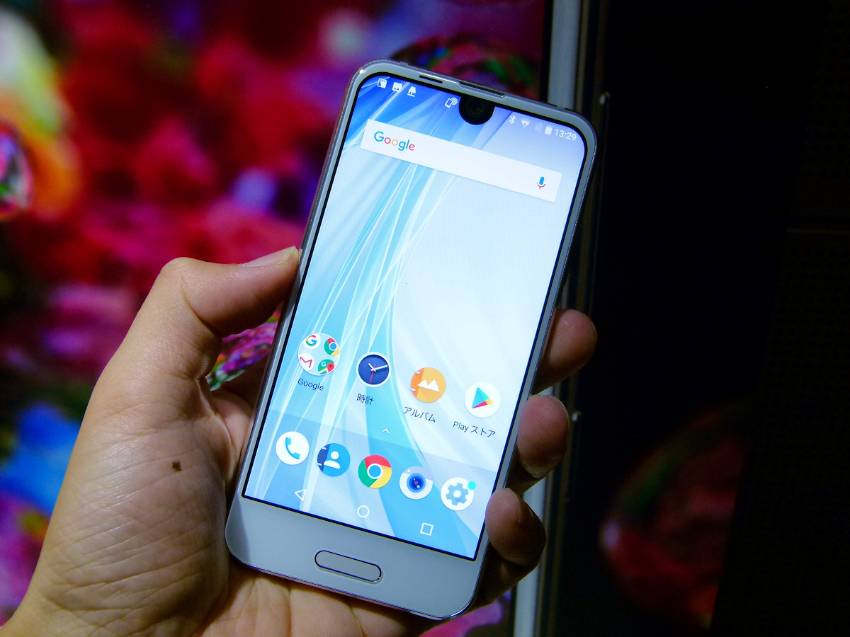 「AQUOS史上最強のプレミアムコンパクト」 シャープがAQUOS R compactで見せる自信（1/2 ページ） - ITmedia Mobile