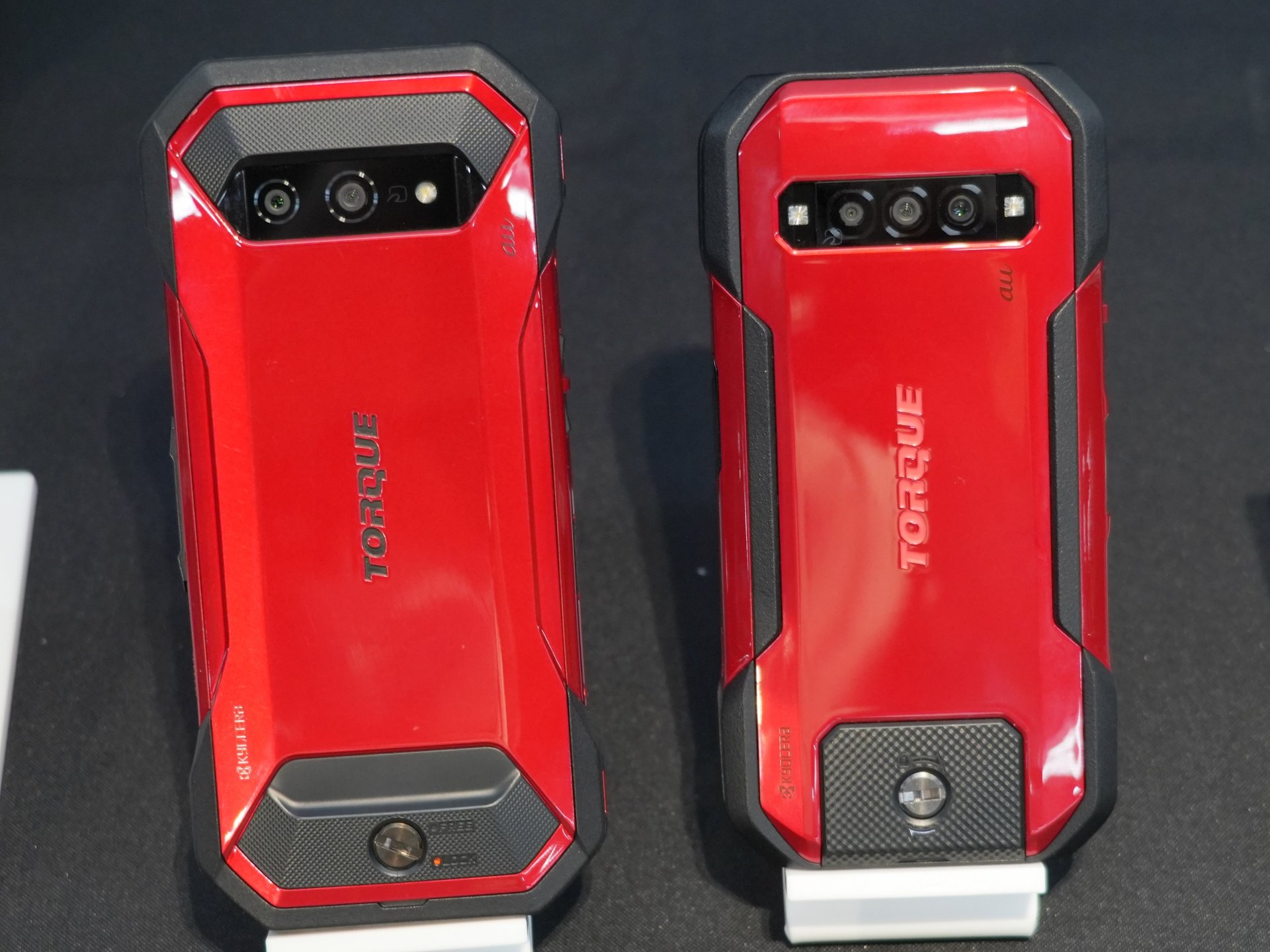 auが「TORQUE G06」発表、9万円台の高耐久スマホ 2年ぶりの新モデルは何が最強？ (l_rk1640414_TORQUEG06-22 ...