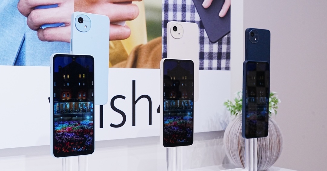 「AQUOS wish4」のコンセプトは“つよかわ” 3万円台前半でも快適性や安心感をアピール - ITmedia Mobile