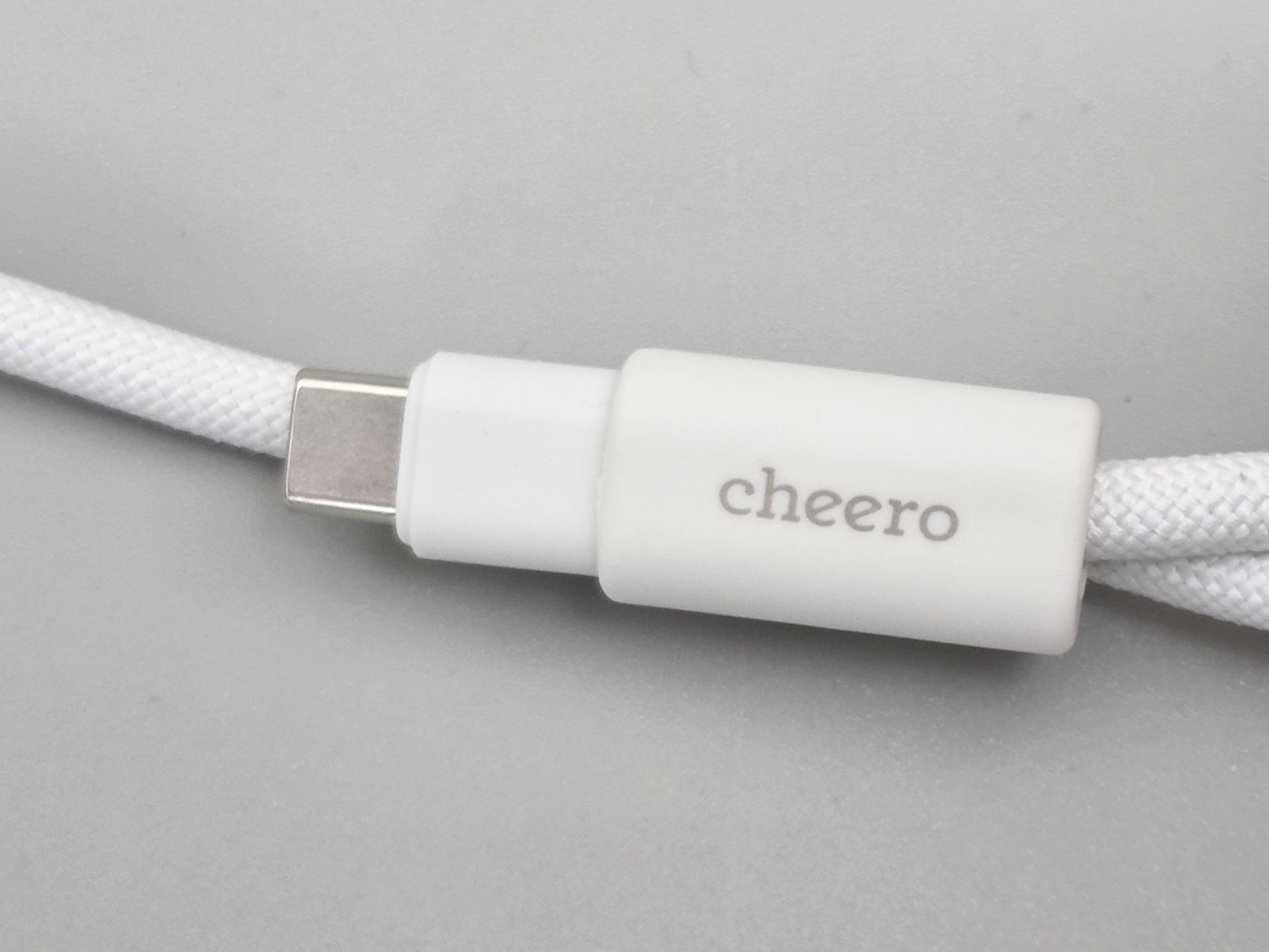 ネックストラップと充電ケーブルの2-in-1「cheero USB-C to USB-C Strap Cable Smart」を試す (l_mw_cscs_11.jpg) - ITmedia ...