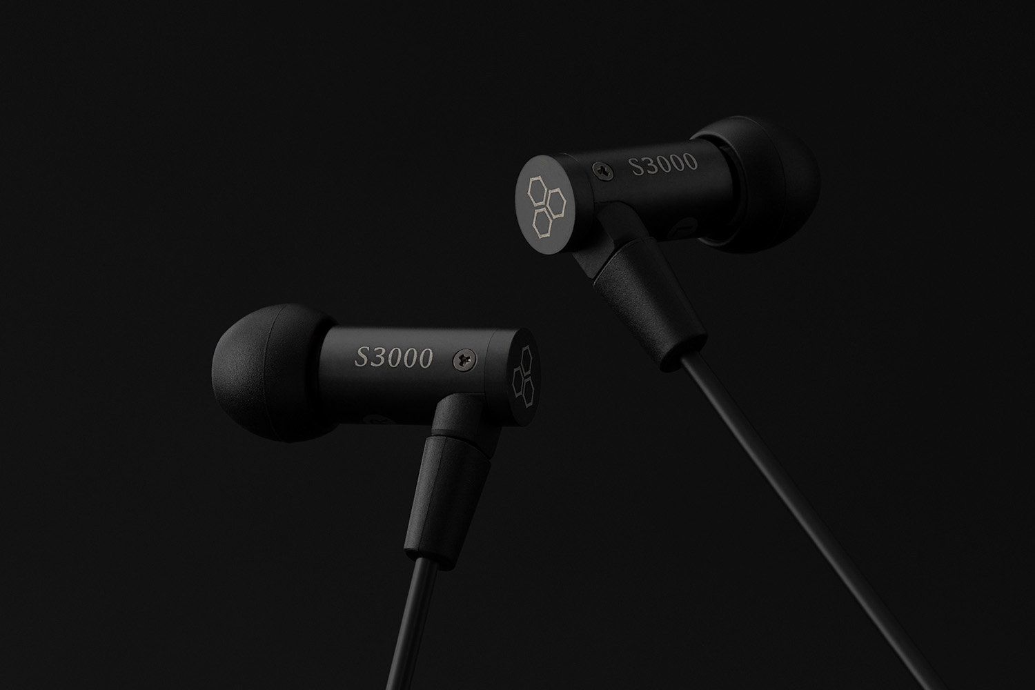 final、新開発「ファンネルノズル」搭載の有線イヤフォン「S3000」発売 約3万円 - ITmedia Mobile