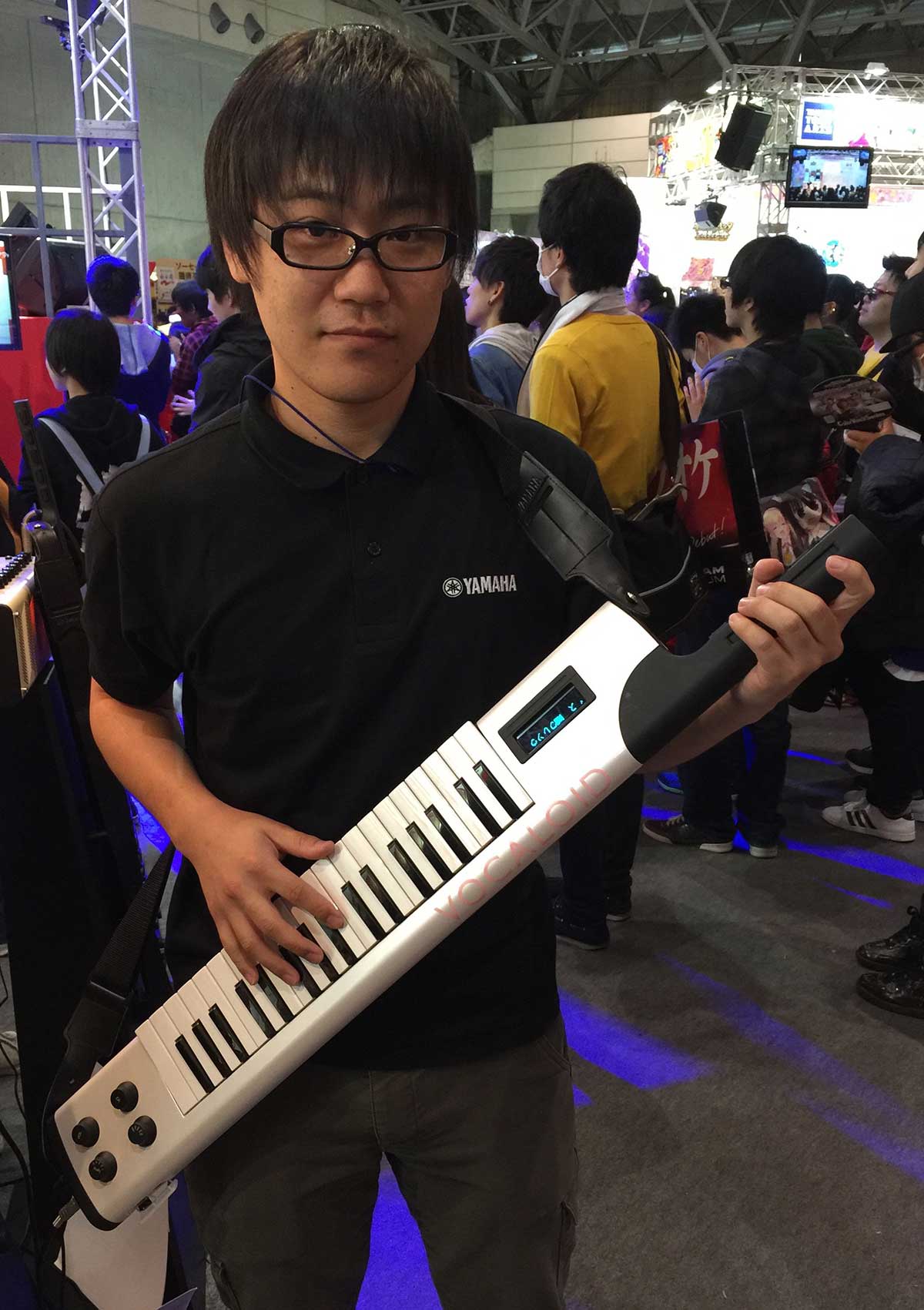 今度は簡単に弾けるショルキー型「VOCALOID KEYBOARD」2015年モデル、その仕組みを詳しく聞いてきた（1/2 ページ ...