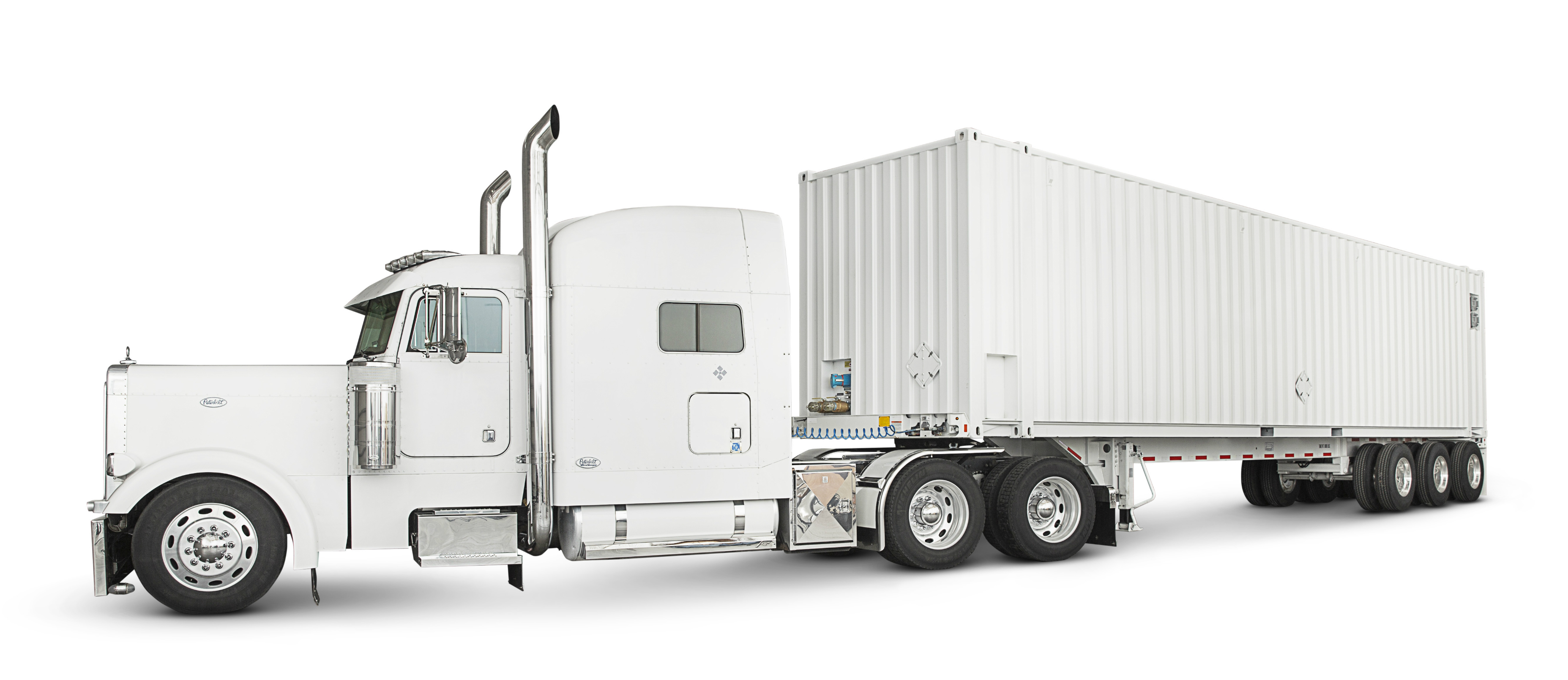 AWS、専用大型トラックでエクサバイト規模のデータを搬送する「Snowmobile」 - ITmedia NEWS