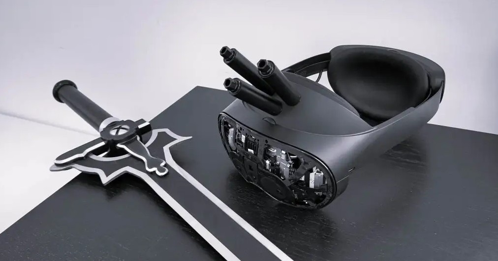 爆薬付きのVRヘッドセット、Oculus創業者が公開 SAOの「ナーヴギア」再現 ゲームオーバーで脳を瞬時に破壊 - ITmedia NEWS