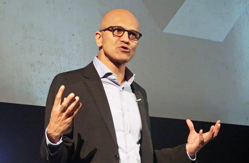 米Microsoft、全製品にAIを搭載へ WSJが報道 - ITmedia NEWS