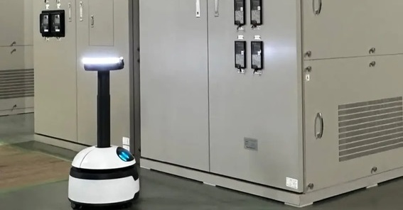 NTTデータ、ロボットでデータセンターの点検業務効率化へ - ITmedia NEWS