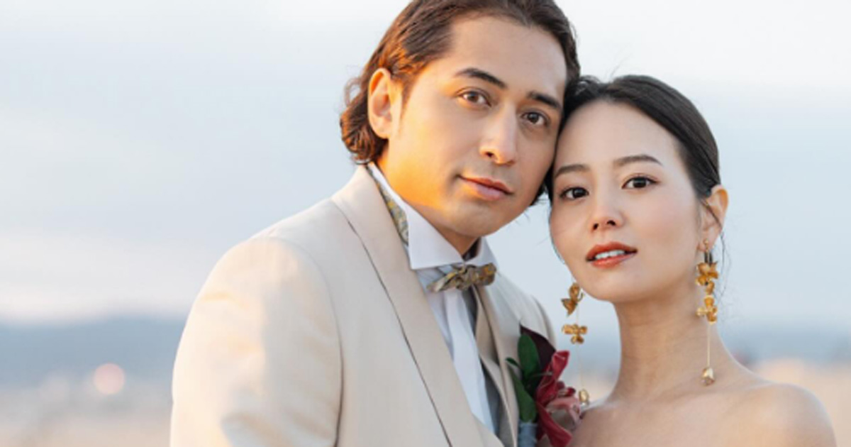 堀北真希妹・NANAMI、ロスで挙式したウエディング姿公開 ギタリスト夫との“鼻チュー”ショットも（2/2 ページ） - ねとらぼ