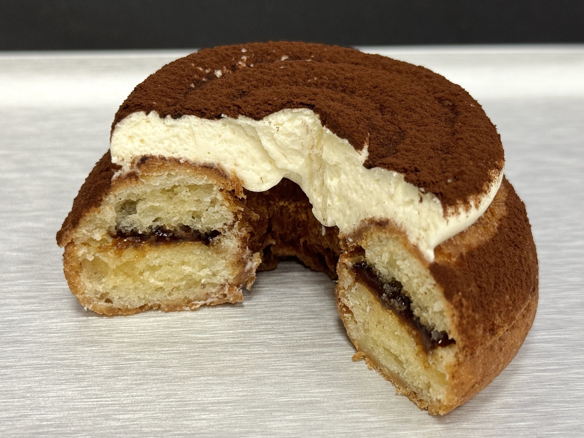 【来週発売】ミスド新作ドーナツ「MASTER DONUT フロマージュ・ド」4種類を一足先に食べてみた (l_misdo_master ...