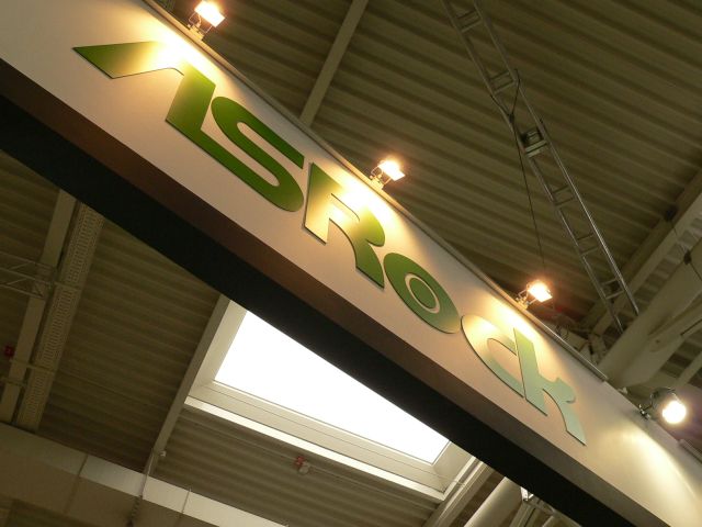 “あのっ！”ASRockブースで、動く「Gulftown」を堪能した：CeBIT 2010 - ITmedia PC USER