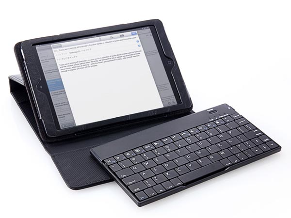 サンワ、iPad mini用のスタンドカバー付きBluetoothキーボード - ITmedia PC USER