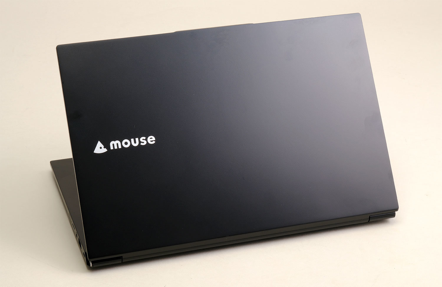 MouseProシリーズ初の1kg切り！ 約947gのビジネスPC「MousePro G4-I5U01BK-B」を試す (l_ht0116 ...