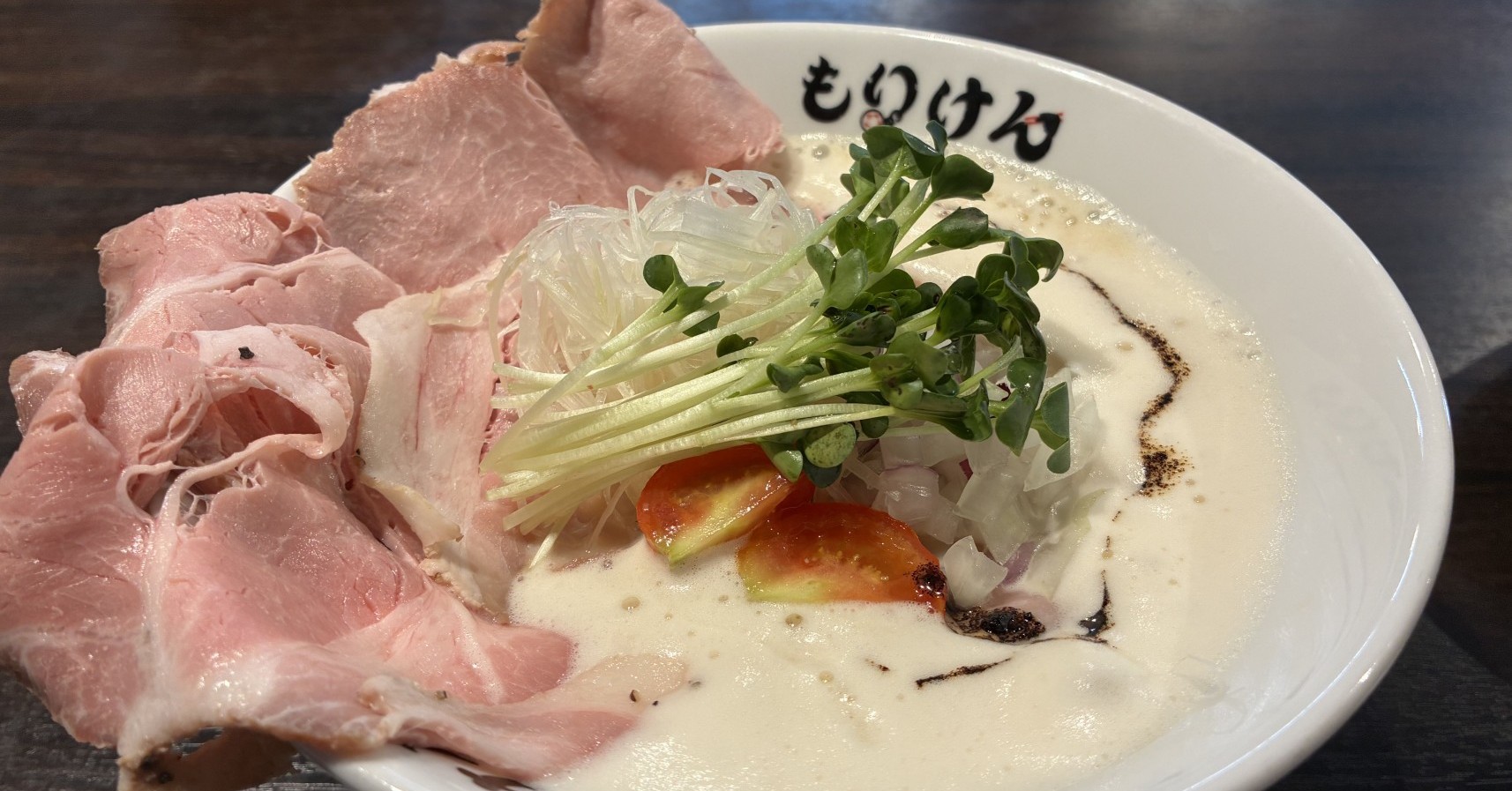 テキストだけじゃない？ 画像データも理解できる「VLM」（視覚言語モデル）を導入する方法：“超”初心者向けローカルAI「gpt-oss」導入 ...