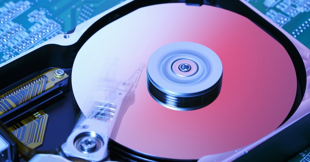 「HDD」は結局、“5年後”にどうなる？ あの老舗ベンダーに聞く：HDD進化の限界はどこにあるのか？【中編】 - TechTargetジャパン サーバ＆ストレージ