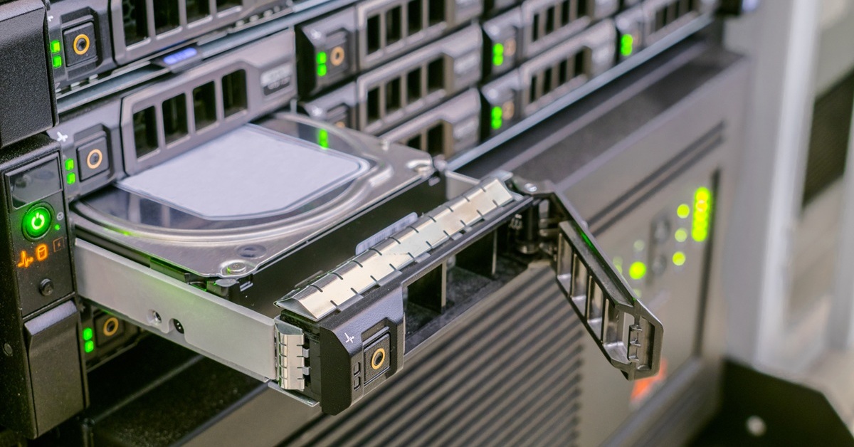 「RAID 1」と「RAID 5」の違いは？ パフォーマンスやコストで比較：HDD、SSDの運用基礎知識 - TechTargetジャパン サーバ＆ストレージ